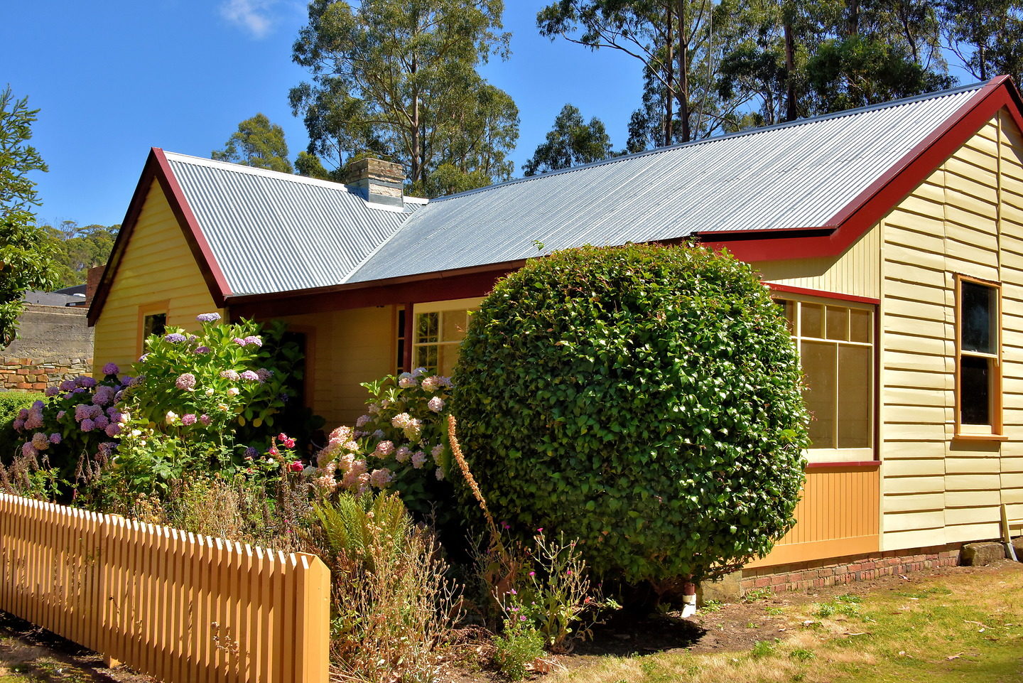 Canadian Cottage at Port Arthur, Australia - Encircle Photos