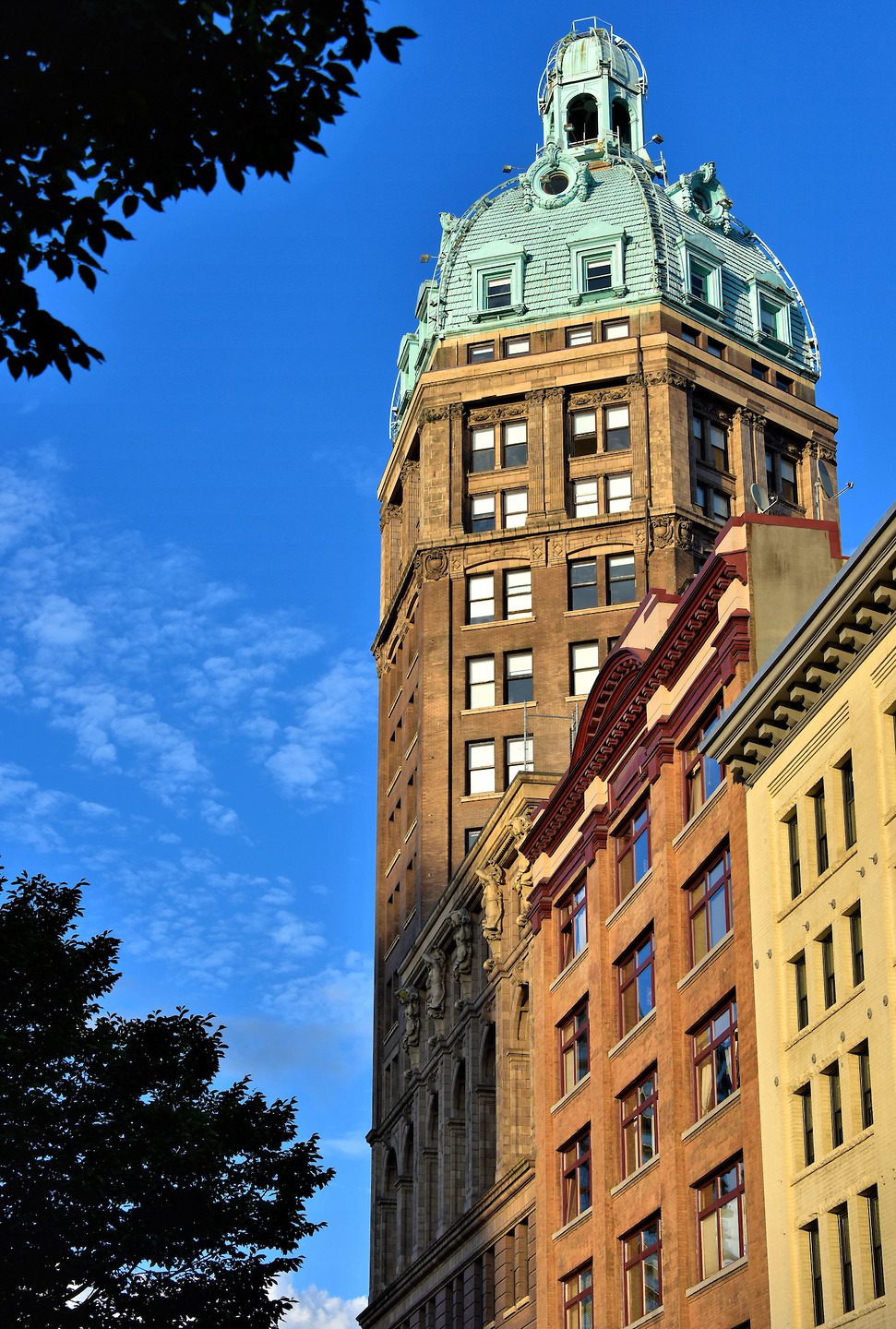The Sun Tower Building in Vancouver, Canada - Encircle Photos