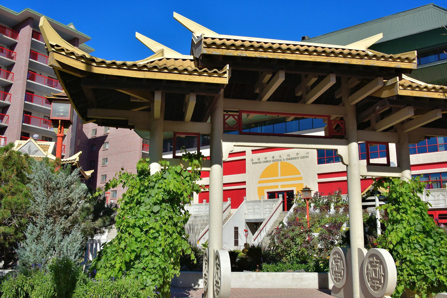 Chinese Cultural & Community Centre in Winnipeg, Canada - Encircle Photos