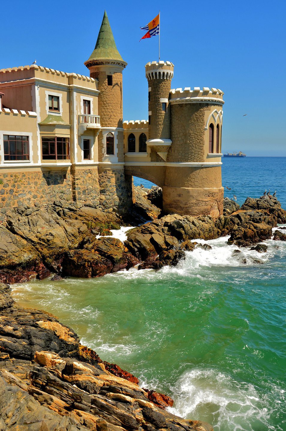 El Castillo Wulff in Viña del Mar, Chile - Encircle Photos
