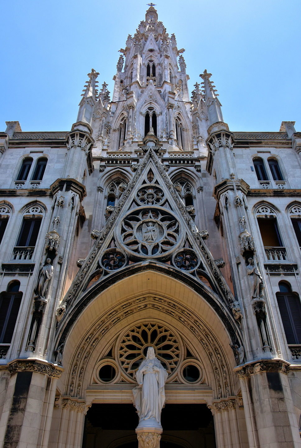 Church of the Sacred Heart in Havana, Cuba - Encircle Photos