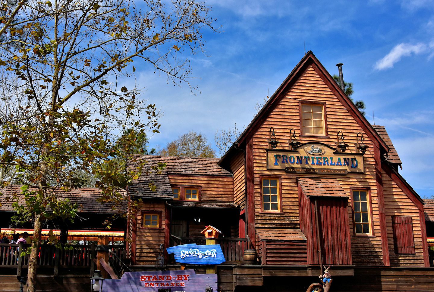Frontierland Railroad Station at Magic Kingdom in Orlando, Florida ...