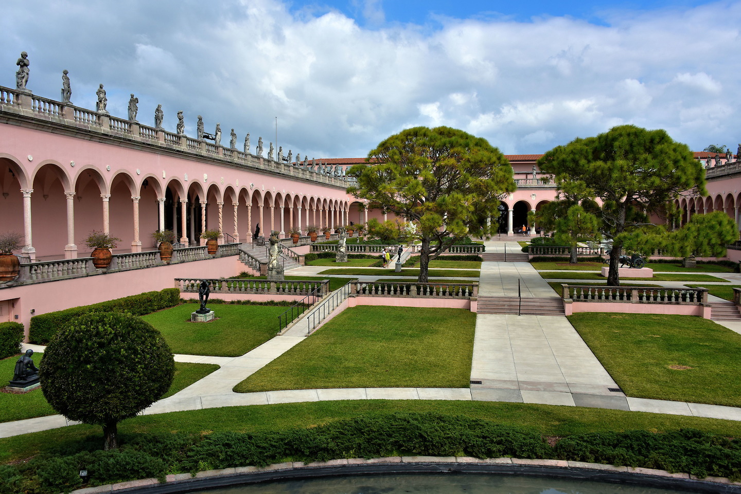 Courtyard Inside the Ringling Museum of Art in Sarasota, Florida ...