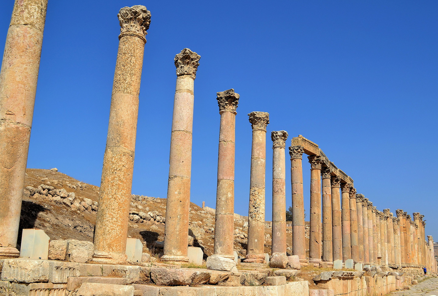 Features of The Cardo in Ancient Jerash, Jordan - Encircle Photos