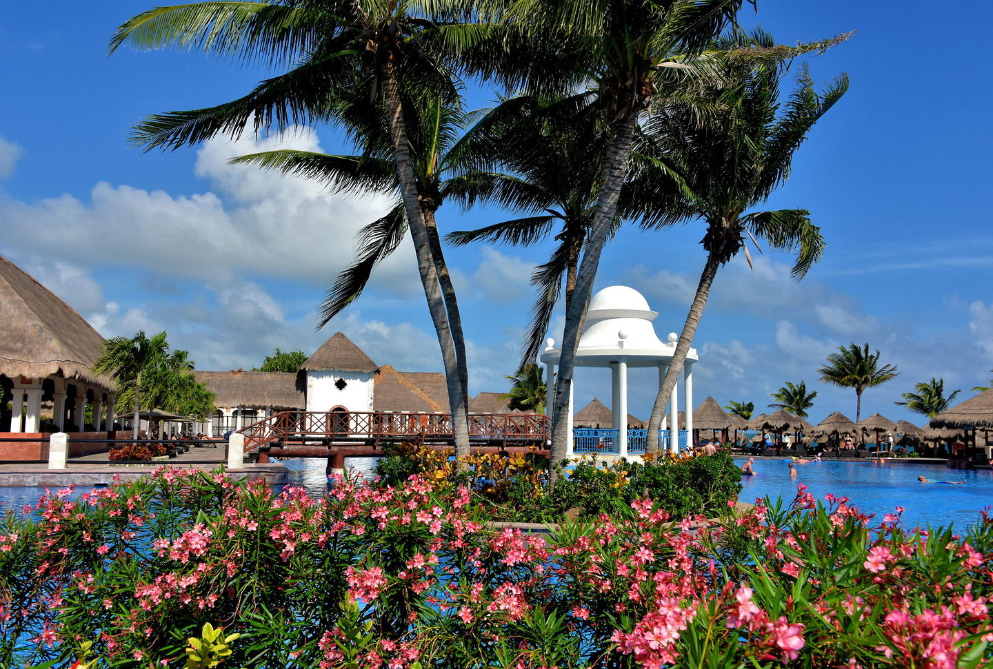 Hotel Zone Alternatives in Cancun, Mexico - Encircle Photos