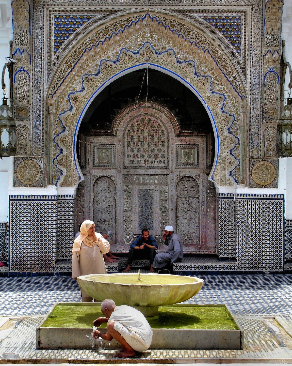 Ablution Fountain at Kairaouine Mosque in Fes el Bali at Fez, Morocco ...