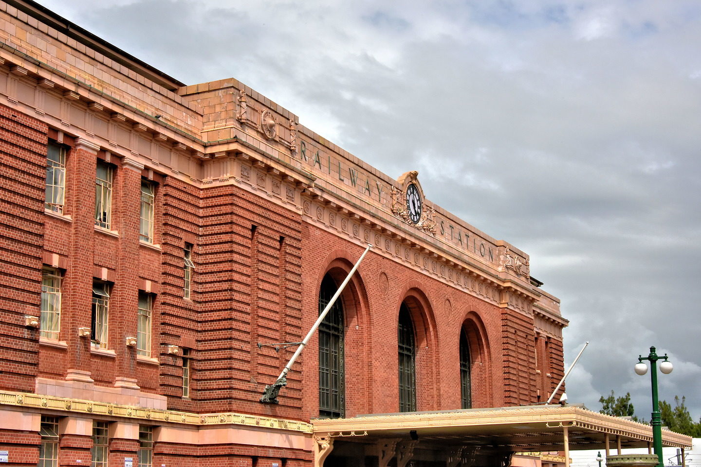 The Strand Station in Auckland, New Zealand - Encircle Photos