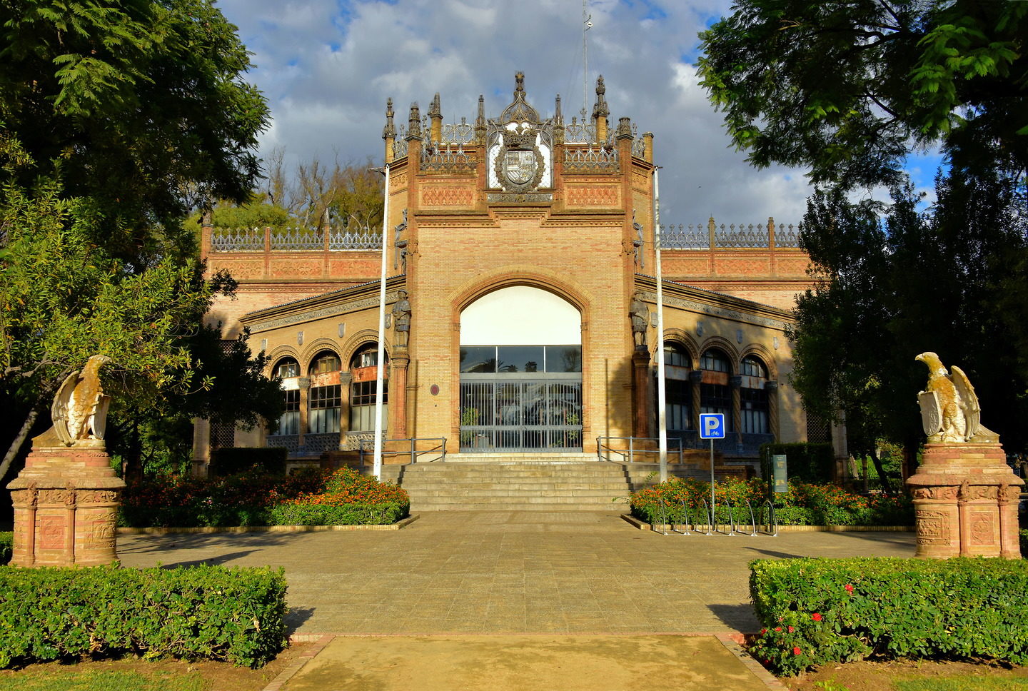 Pavilion Real in María Luisa Park in Seville, Spain - Encircle Photos