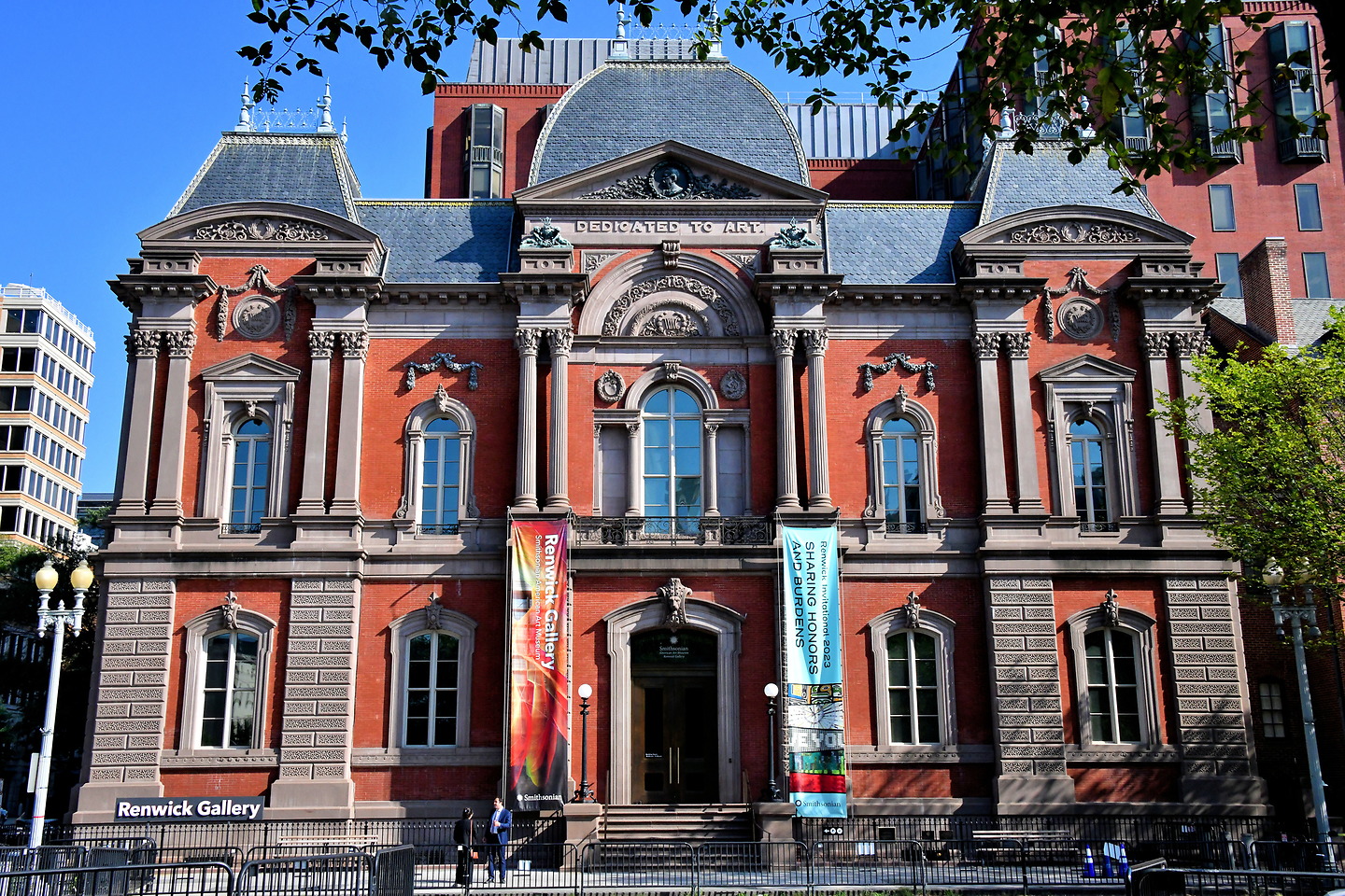 Chapter 43: Renwick Gallery in Washington, DC - Encircle Photos